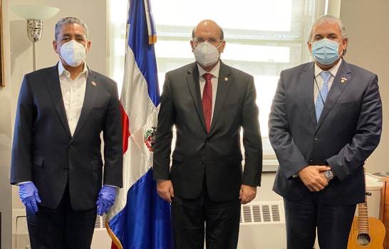 Adriano Espaillat y el cónsul Carlos Castillo se reúnen con la JCE ...