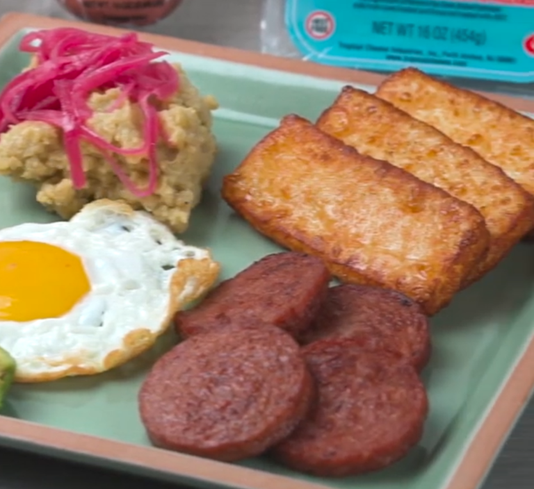 Mangú con Tres Golpes: El Clásico Desayuno Dominicano - Ocoa Informativa